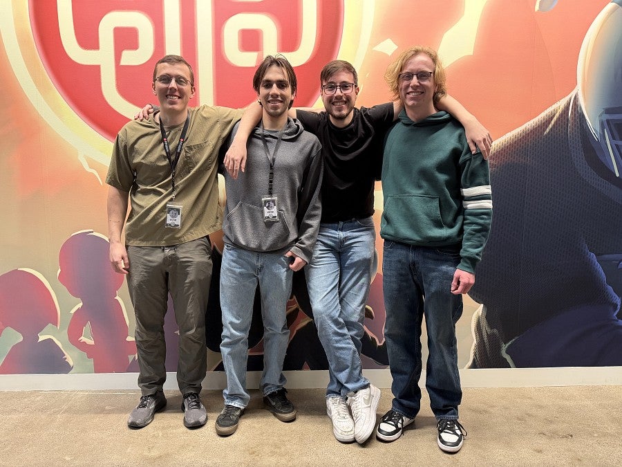 Students partner with industry in computer science capstone class ...